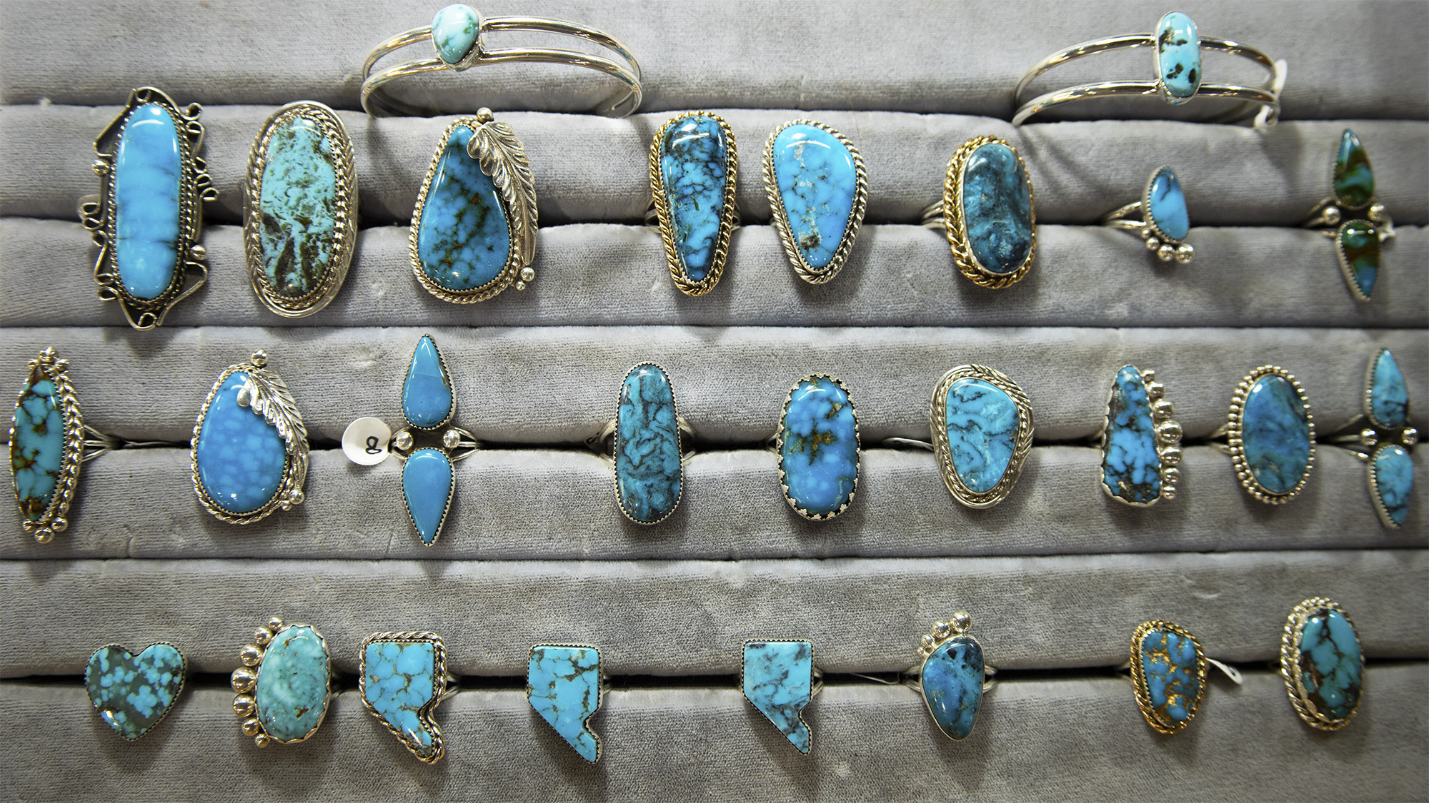 Nevada Rockhounding | Blue Agate Nevada | Sydney Martinez