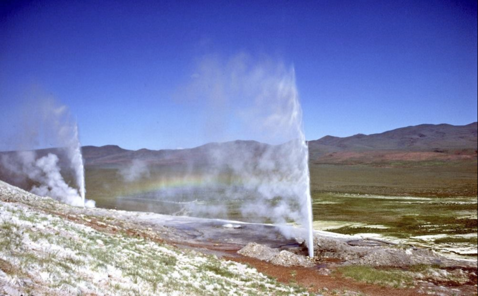 Nevada Hot Springs | Nevada Geysers | Geysers of Whirlwind Valley